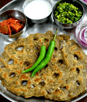 Maharashtra : 5 famous Maharashtrian delicacies you must try. - Dreamz ...