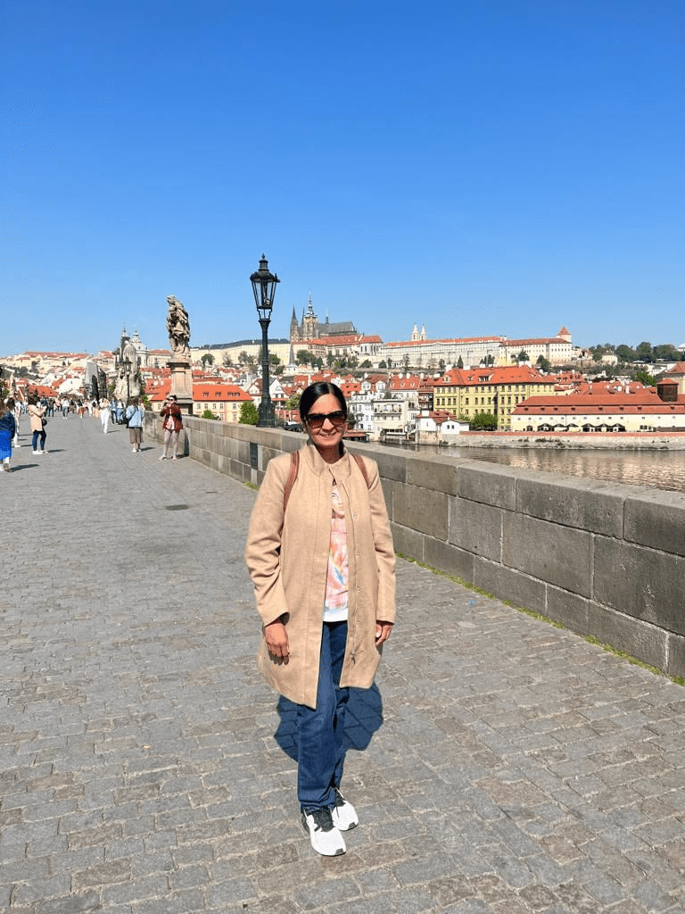 Aarti Patil : 5 The Most Amazing Qualities Of The Principal Of SVIS School.